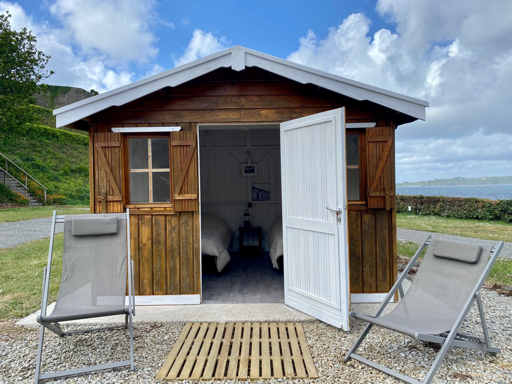 LE CHALET • CAMPING CAP-OUEST